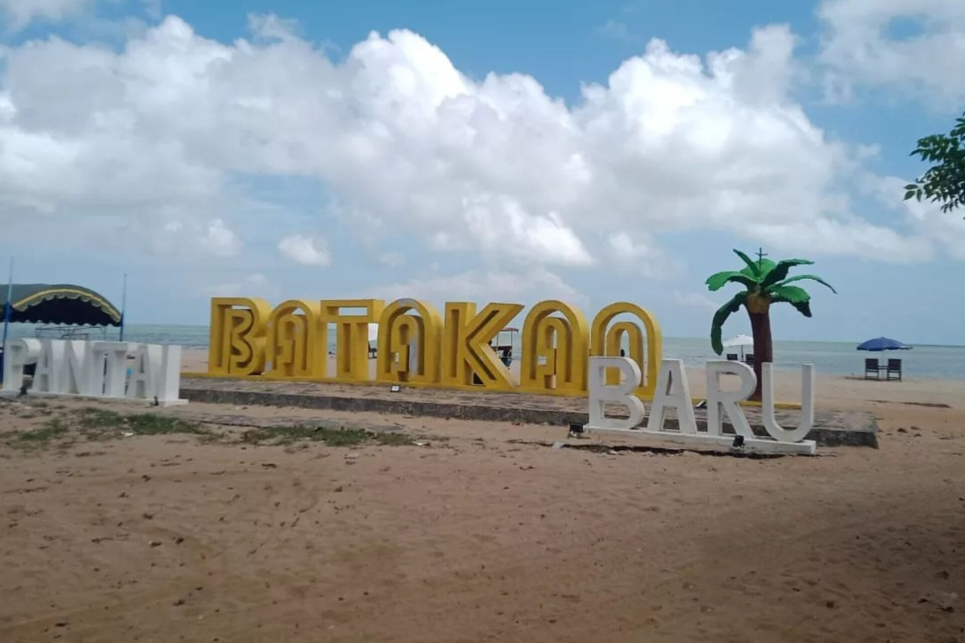 Destinasi Keindahan Alam Pantai Batakan Baru Kalsel, Rekomendasi Tempat ...